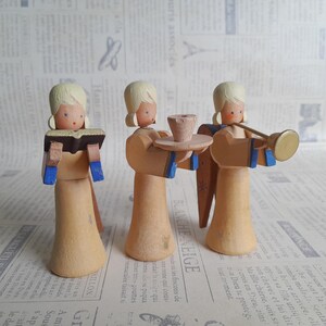 Vintage Erzgebirge Angels by Karl Max Dittmann, Trees and Carol Singers ...
