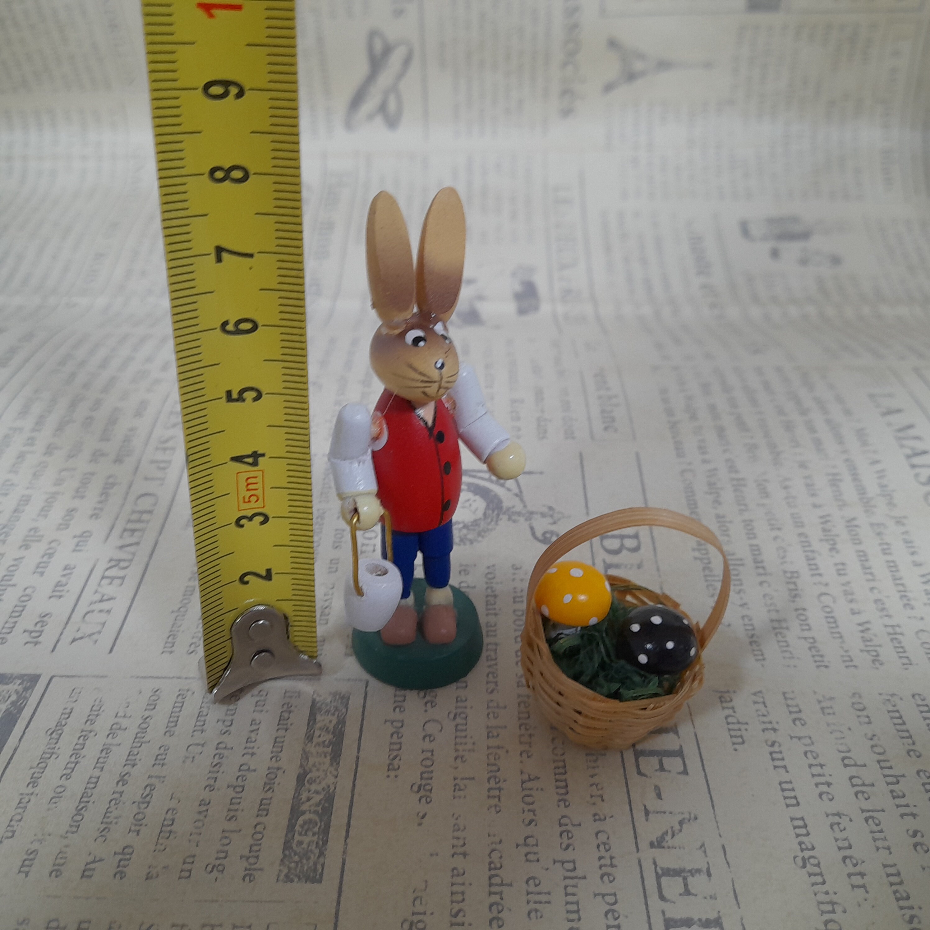 Vintage Bunnies Wooden Decoration Erzgebirge, Scene of 2 Easter Bunnies ...