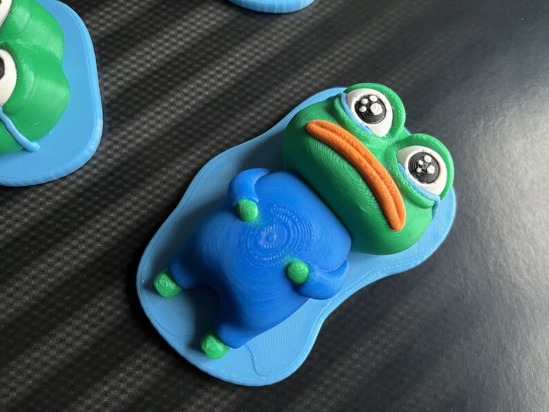 Peepo Crying 3D Print - Etsy