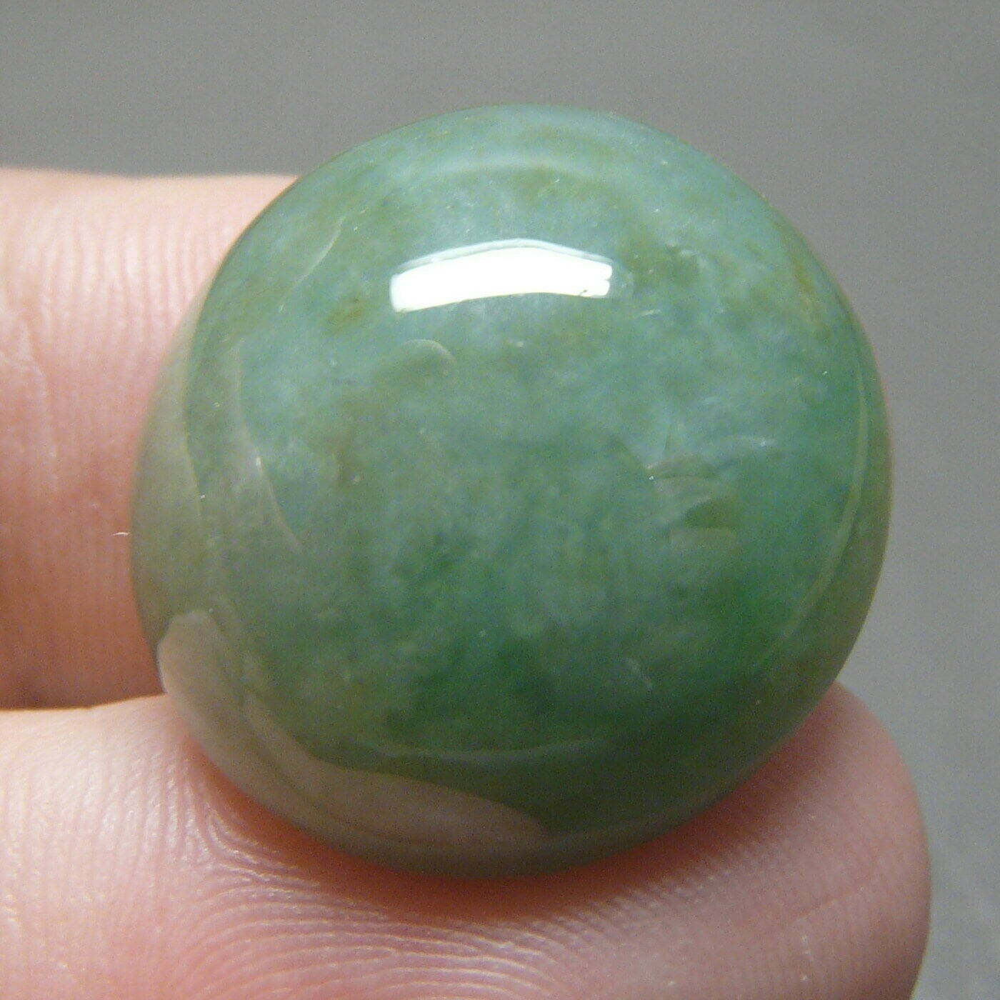 Jade jadéite vert, jade jadéite vert véritable, jade vert du Myanmar, jadéite naturelle en vrac ...