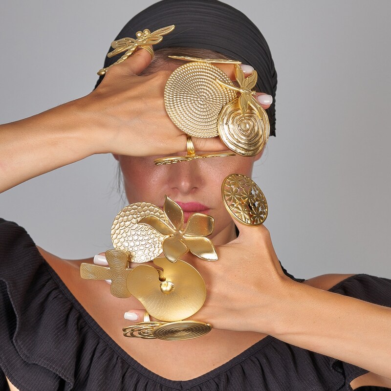 Big Gold Ring - Etsy