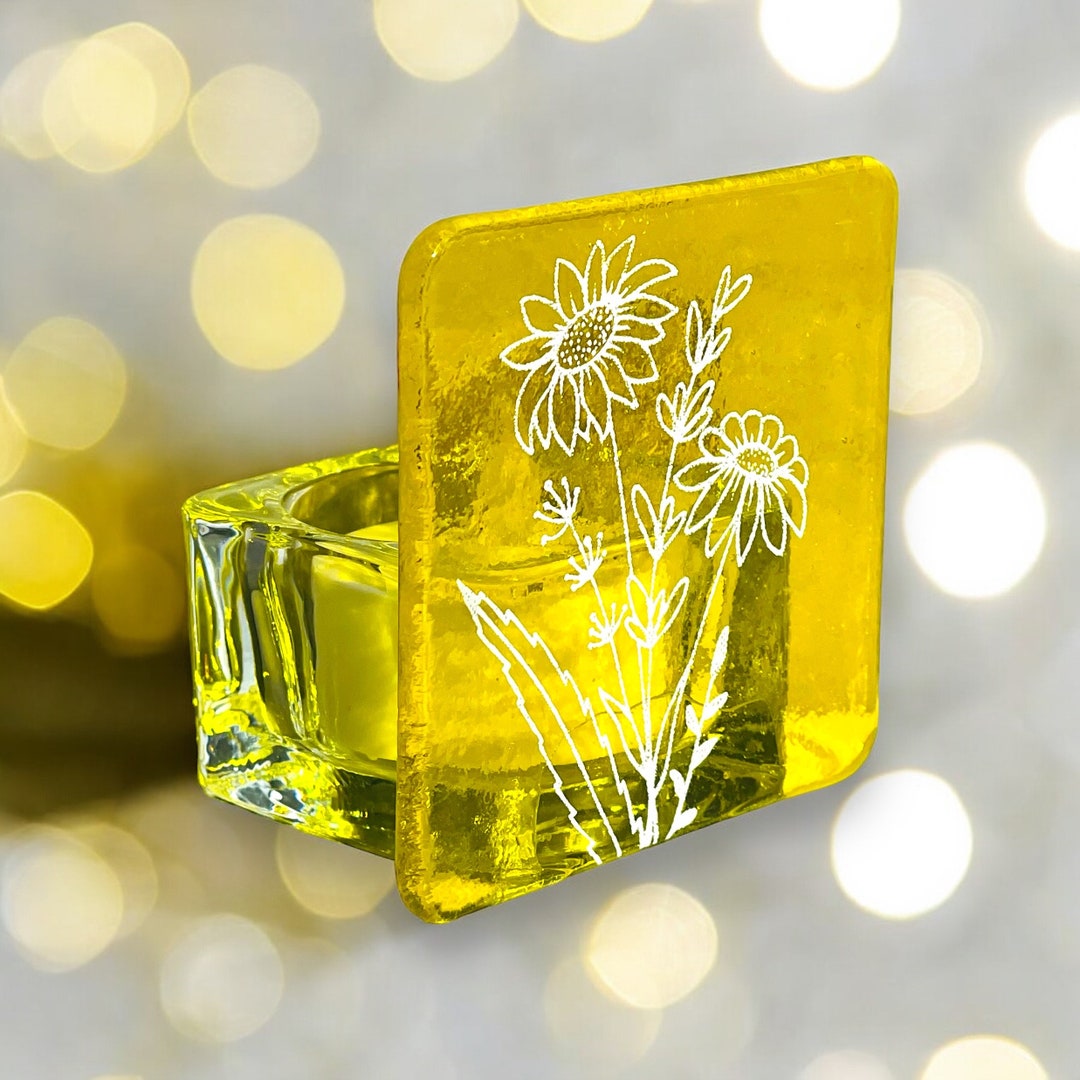 Handmade Daisy Fused Glass Tea Light – April Birth Flower Gift - Etsy UK