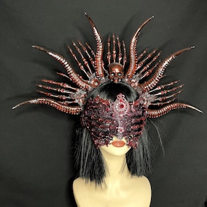 Demonic Headwear: Gothic Crown, Satanic Horns, Devil Cosplay, Fantasy ...