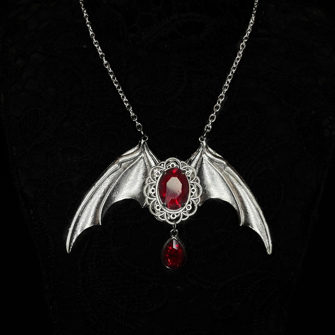 Vampire Bat Necklace: Gothic Red Stone Pendant, Stainless Steel Chain ...