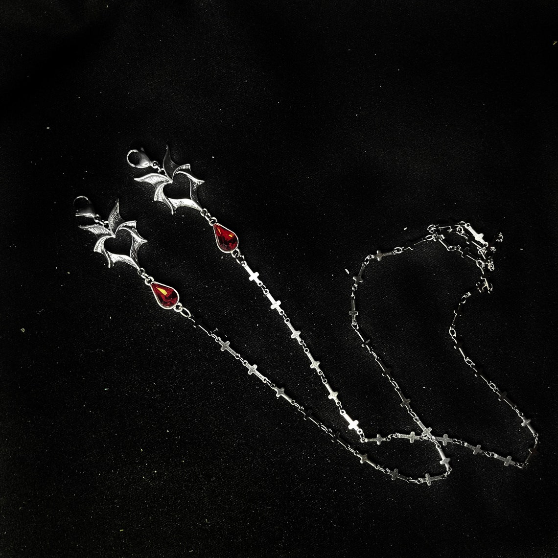 Bloodlust II : Bat Wing Glasses Chain, Gothic Vampire Eyewear - Etsy