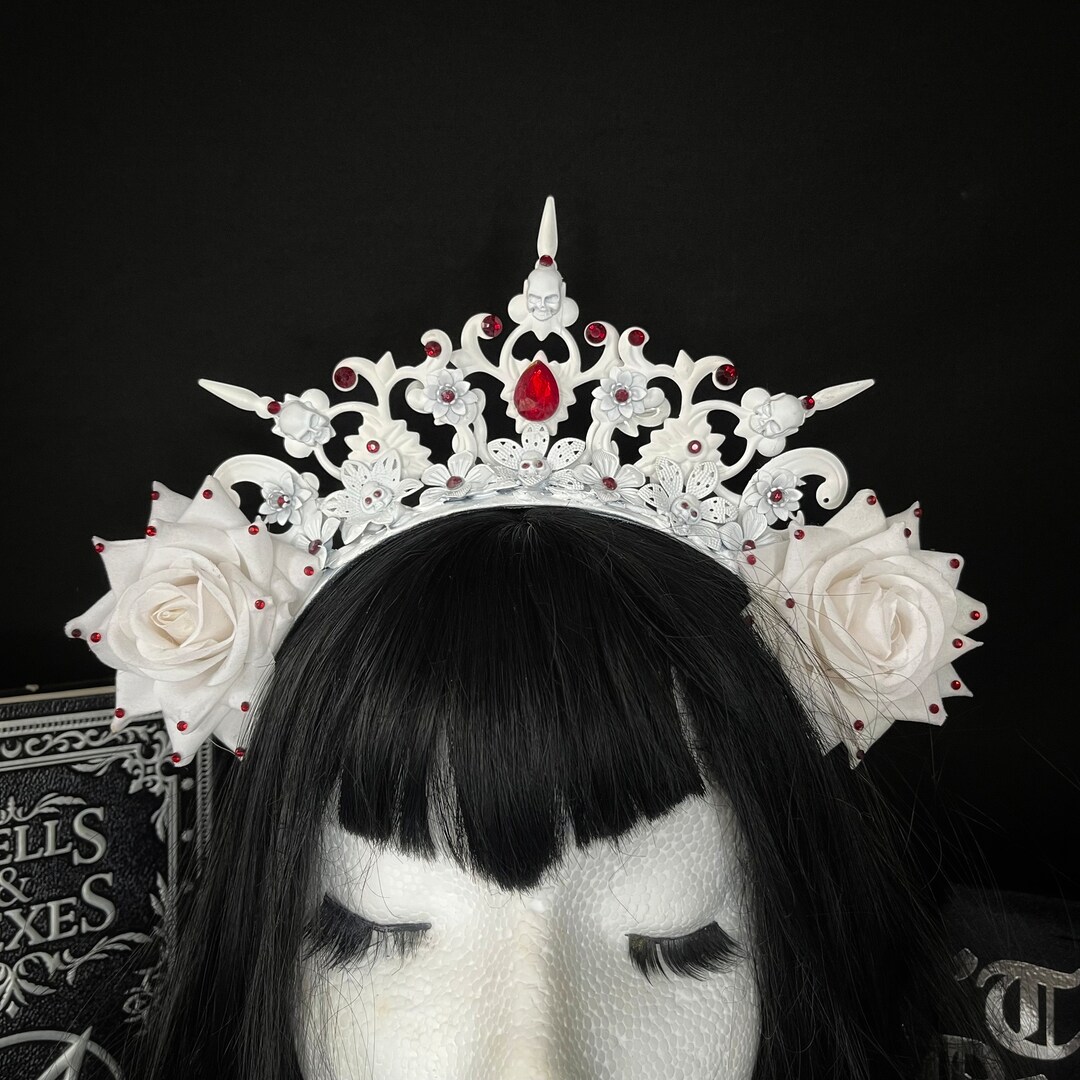 Morte bloodcrown: Gothic Headwear, Goth Bride, Skull, Vampire, Baroque ...