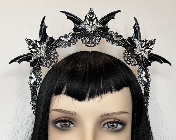 Bat Crown in Silver - Etsy