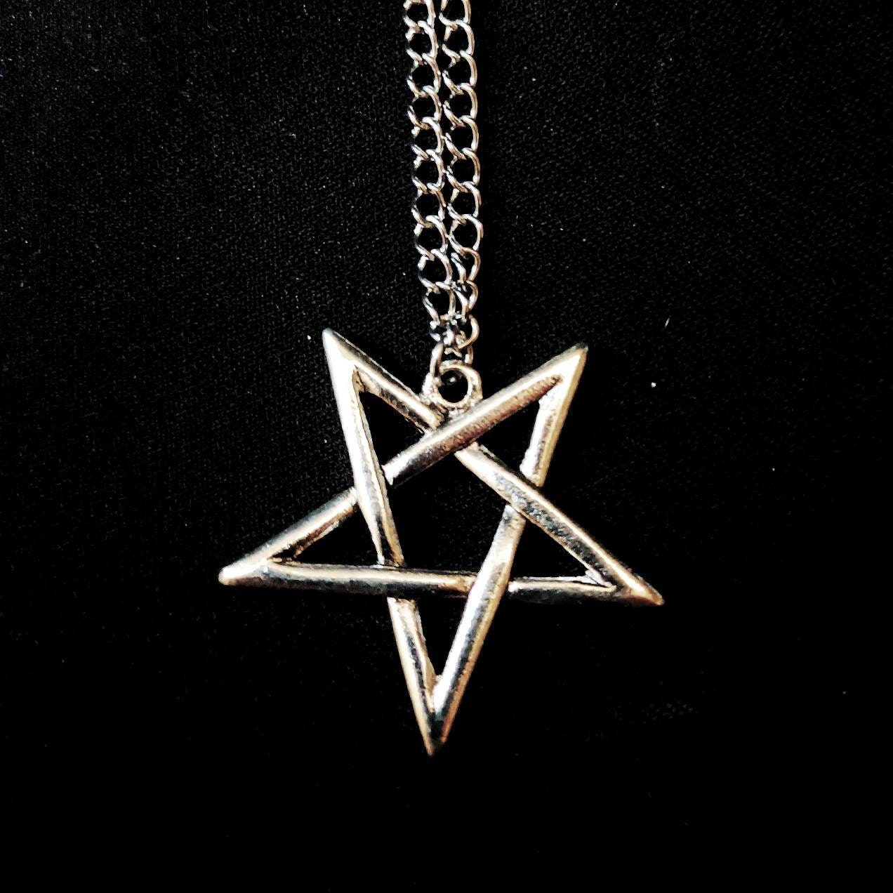 Unicursal Hexagram Inverted Pentagram