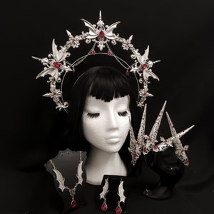 Bloodlust Set- Gothic Headpiece, Vampire Halo, Alternative Tiara, Evil ...