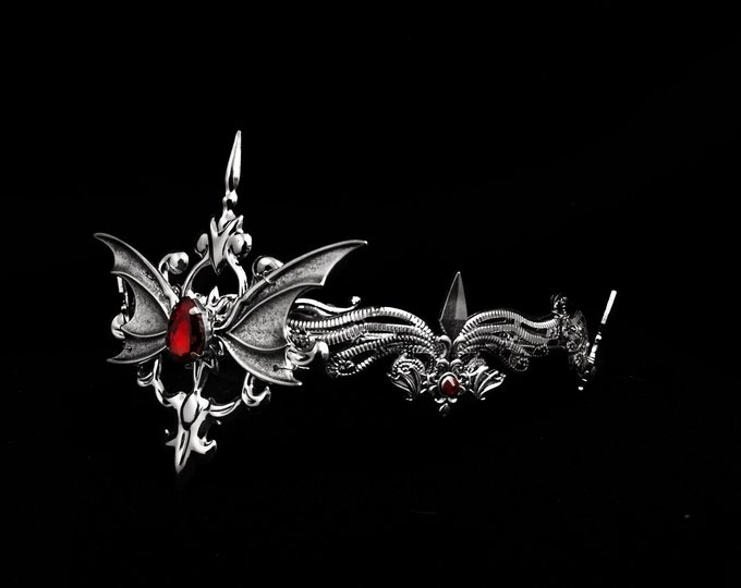 Bloodlust Tiara: Alternative Crown, Alt Bride, Goth Bridal, Gothic ...