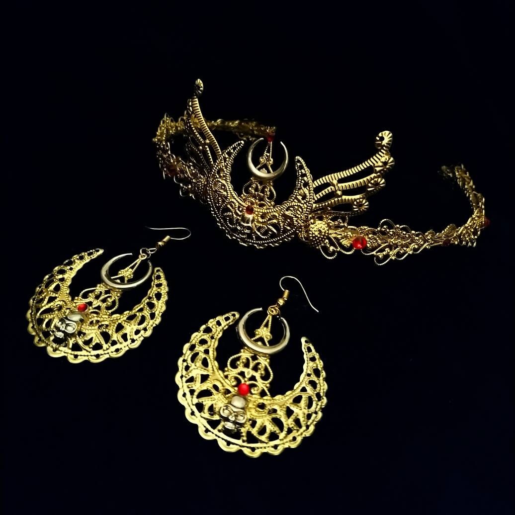 Aurelia Earring: gothic jewellery goth accessories alt | Etsy