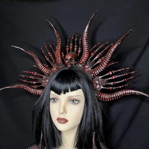 Demonic Headwear: Gothic Crown, Satanic Horns, Devil Cosplay, Fantasy ...