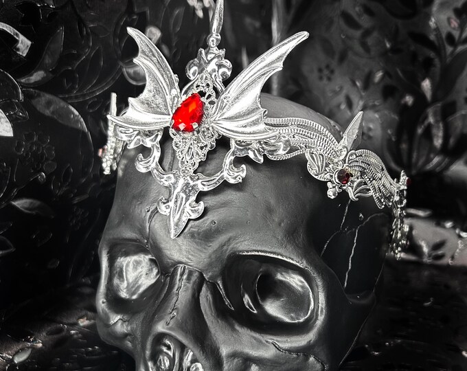 Bloodlust Tiara: Alternative Crown, Alt Bride, Goth Bridal, Gothic ...
