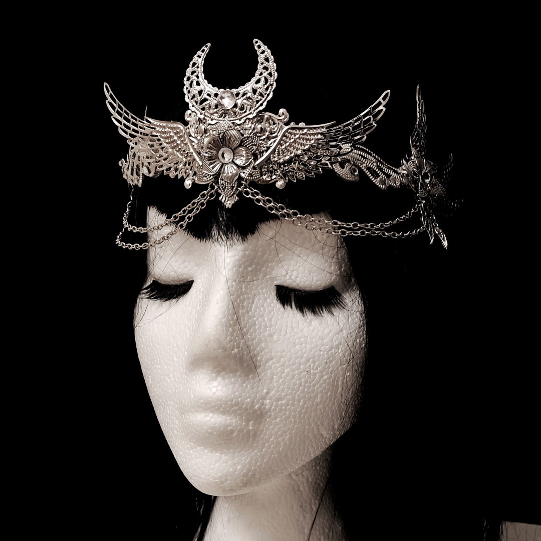 Seraph Tiara: Alternative Crown Alt Bride Goth Bridal - Etsy
