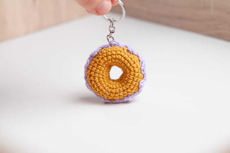 Donut Keychain Crochet Pattern. Donut Pattern. Food Amigurumi Keychain ...