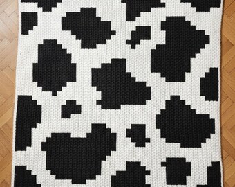Cow Print Finger Knitting Pattern. Black and White Chunky Chenille Yarn ...