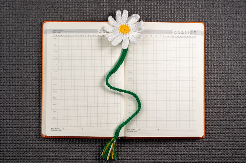 Daisy Crochet Bookmark Pattern. Crochet Flower Bookmark. Crochet Flower ...