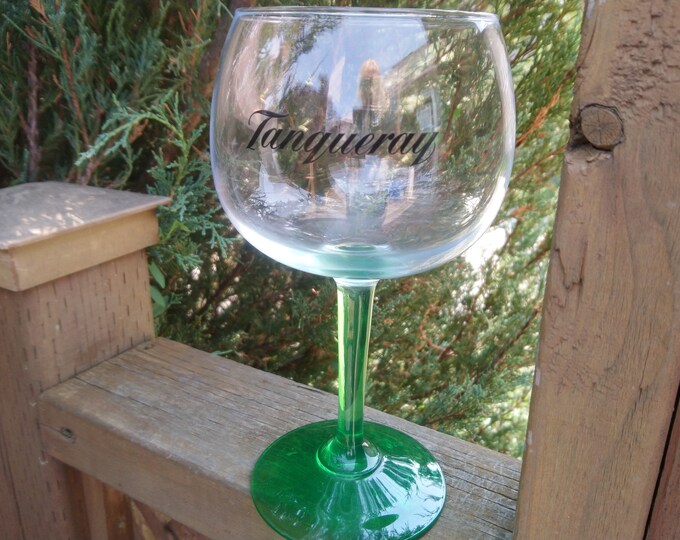 Tanqueray London Dry Gin Green Stemmed Clear Bowl Drinking Glass ...