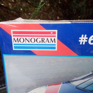 Monogram Plastic Model Kit, No. 6 Valvoline Thunderbird, 1/24 Scale ...