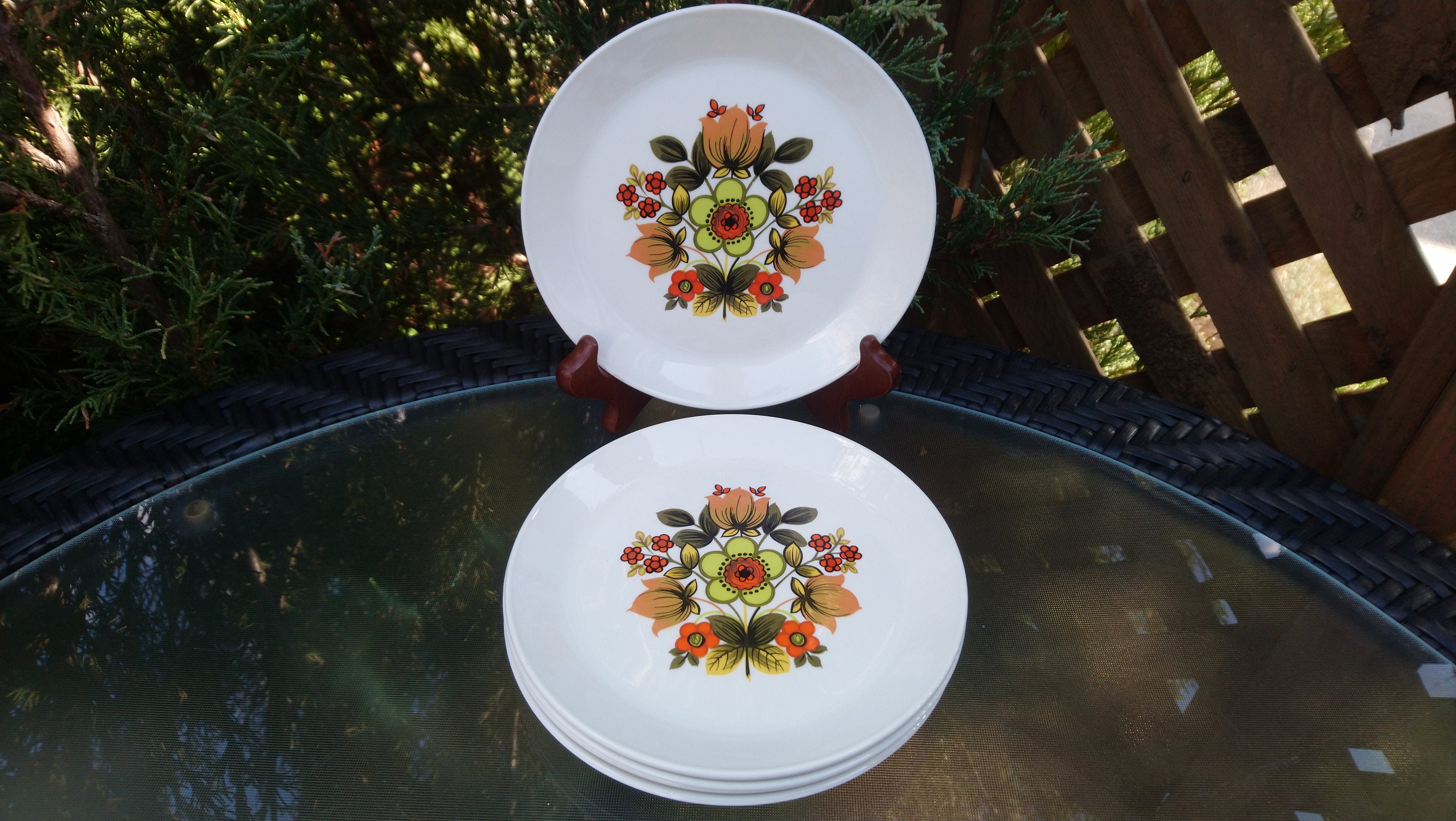 Dining & Serving Kitchen & Dining Orange Multi Colored Floral Center ...