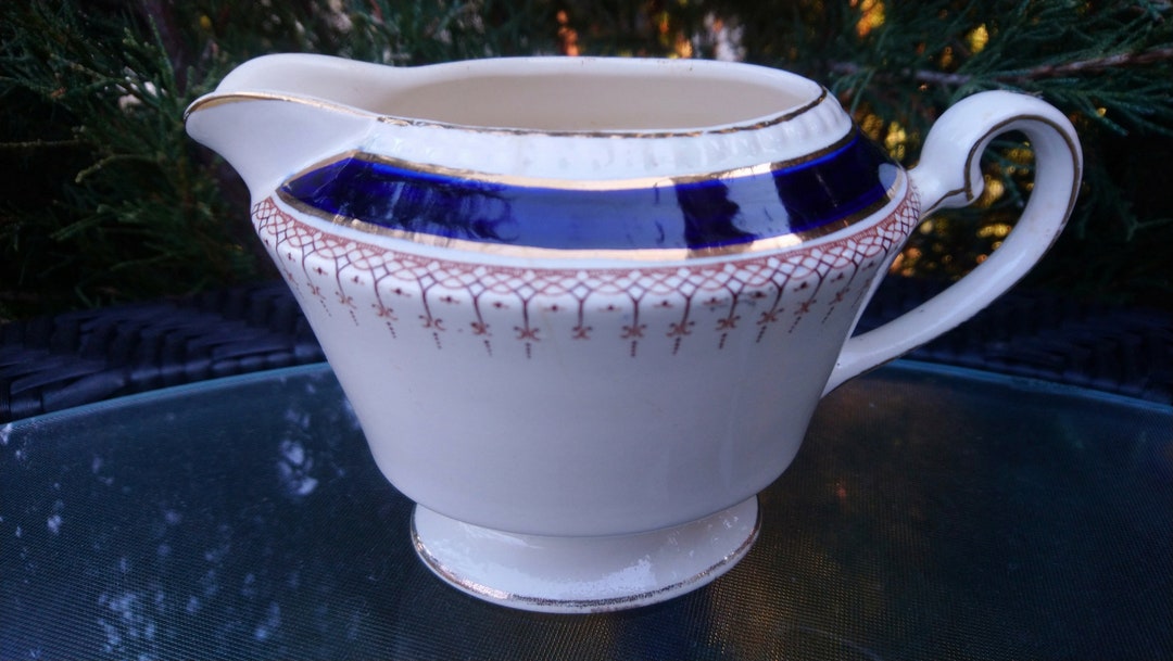 Solian Ware Soho Pottery, Cobridge, England, Vintage 1930s Creamer ...