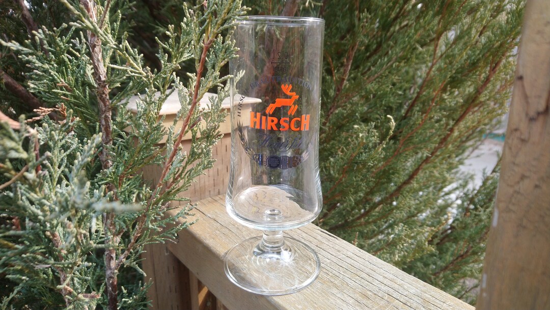 Hirsch Brauerei Honer Pils Stemmed Beer Glass, German Barware, Pilsner ...