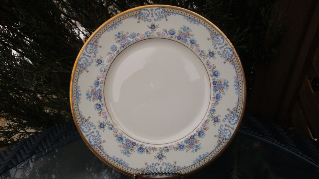Minton Avonlea Pattern, Discontinued 1976-1989, One Dinner Plate ...