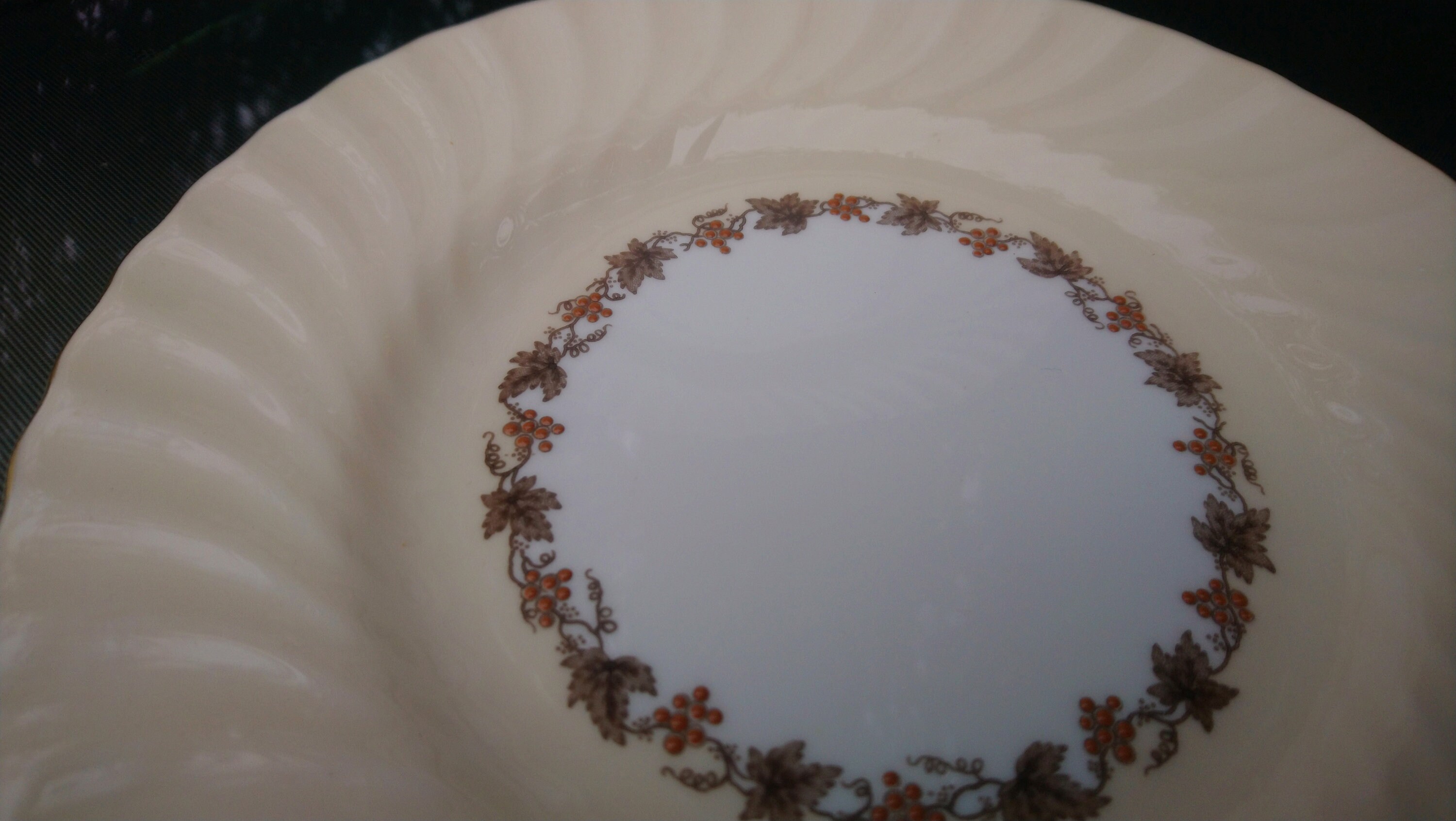 Minton "vineyard" Pattern, Discontinued 1943-1960, Buff Swirl Rim ...
