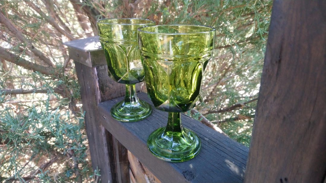 Anchor Hocking Fairfield Pattern Avocado Green Glass Goblets, Set of ...