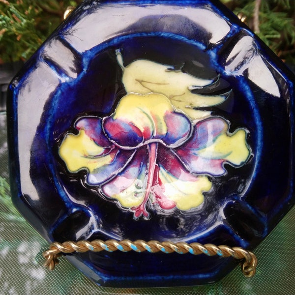 Moorcroft - 60+ Moorcroft for 2023