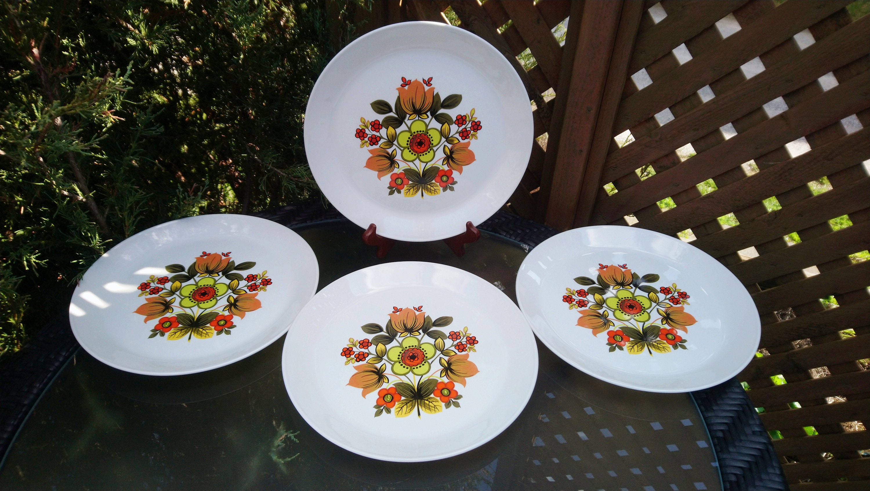 Dining & Serving Kitchen & Dining Orange Multi Colored Floral Center ...