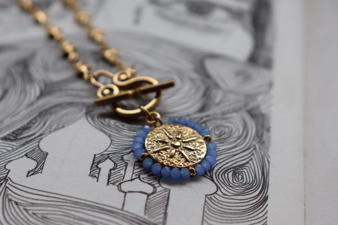 Inanna Gold Coin Brightest North Star Linked Chain Celestial Pendant ...