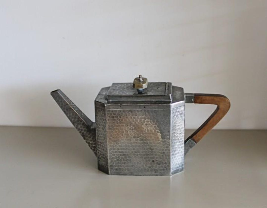 British Teapot ,english Pewter Teapot by "battle Axe English Pewter ...