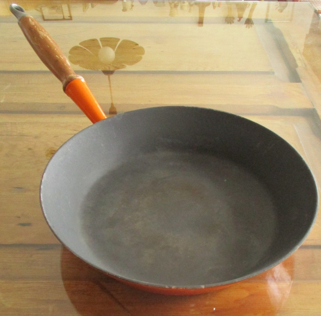 LE CREUSET 28 Skillet /frying Pan, French Kitchen ,le Creuset Orange ...