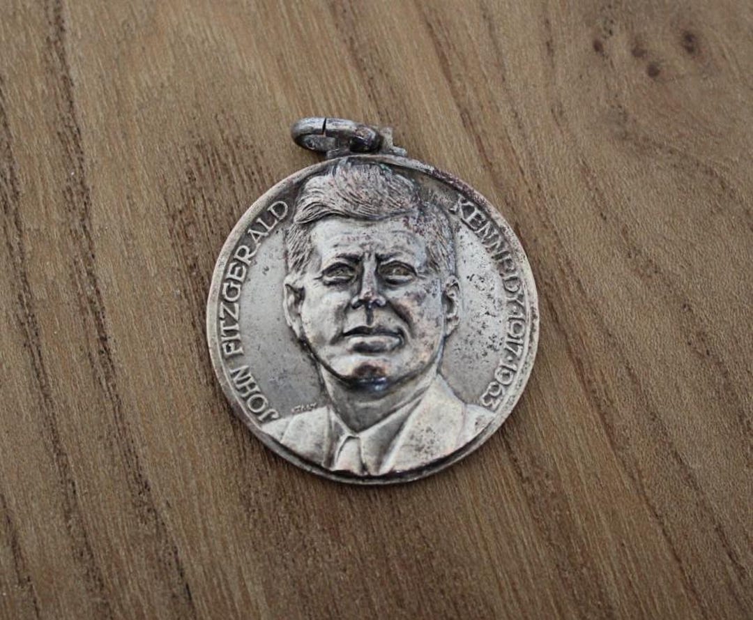 Vintage Kennedy Memorial Keychain,jfk Kennedy Key Chain Coin 3D Punch ...