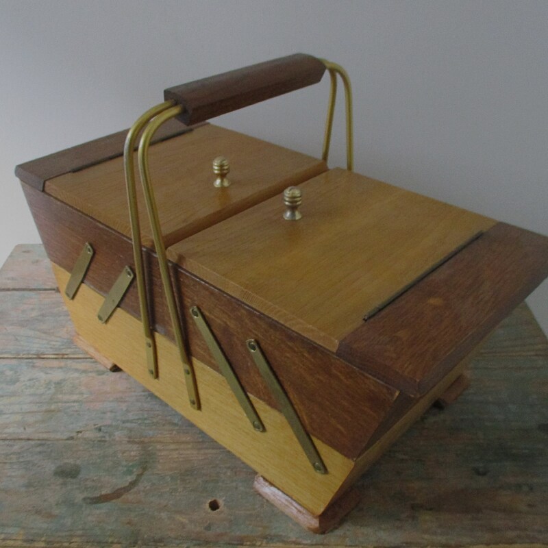Vintage Sewing Box - Etsy