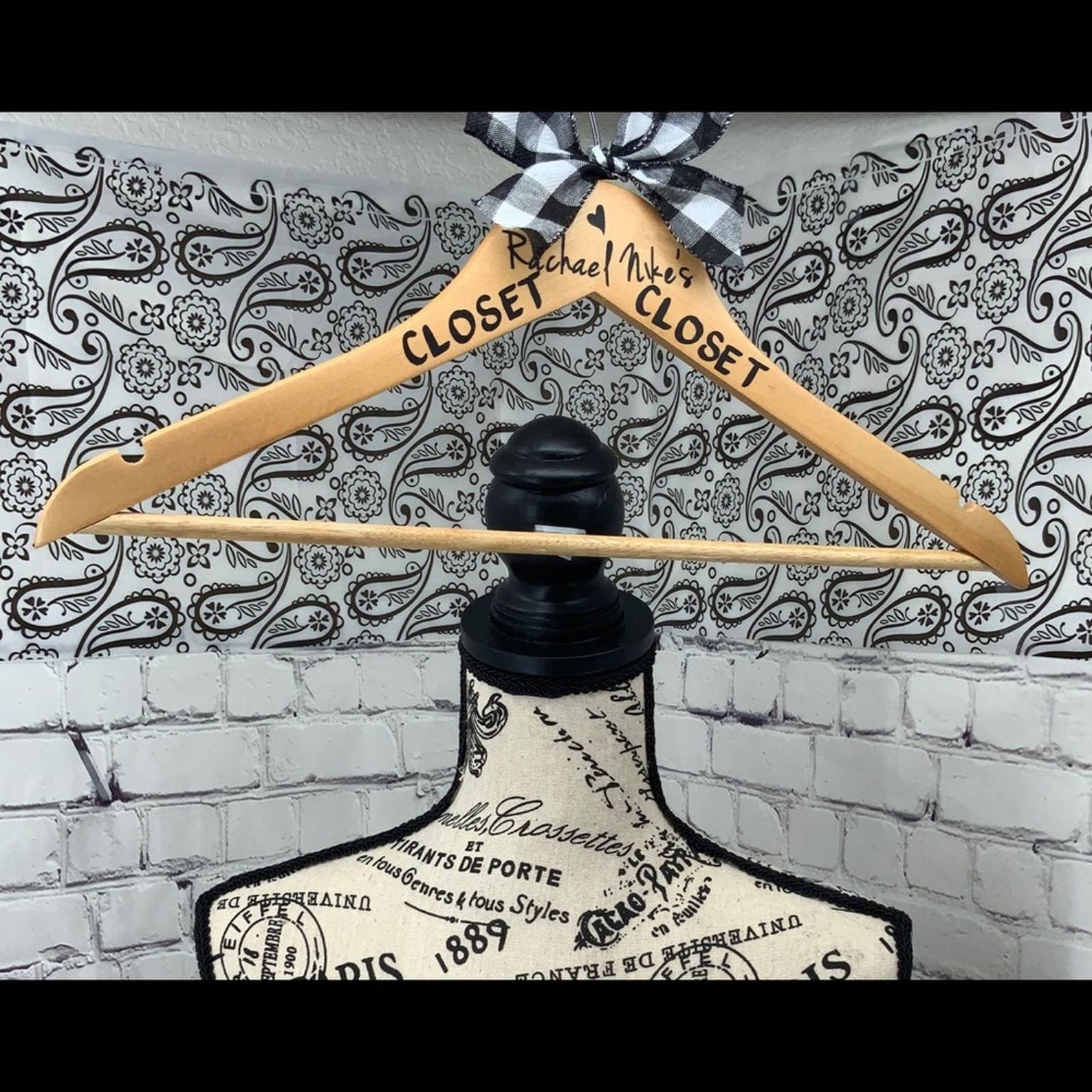 Personalized Branding Wood Hangers W/ Closet or IG Handle Logo - Etsy