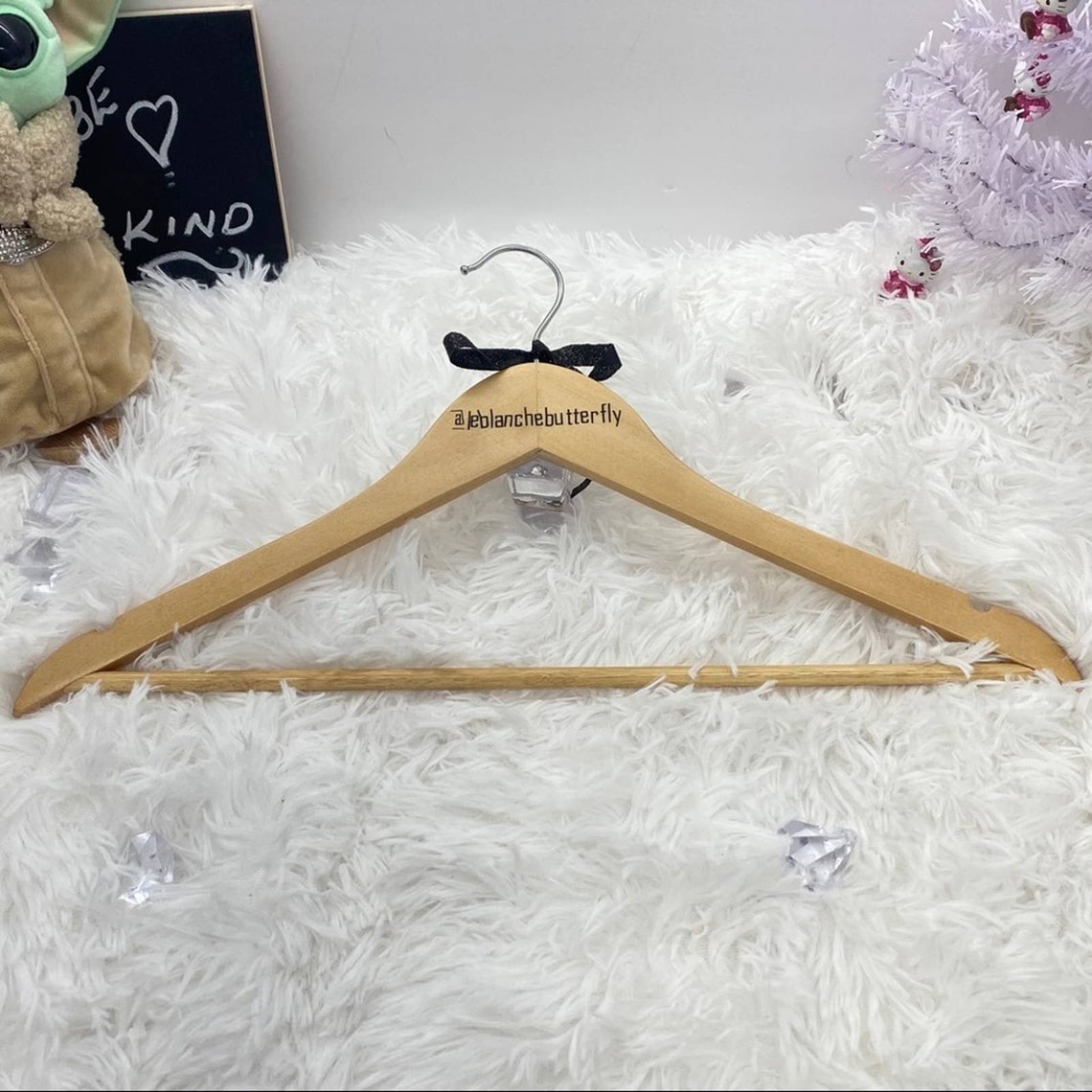Personalized Branding Wood Hangers W/ Closet or IG Handle Logo - Etsy
