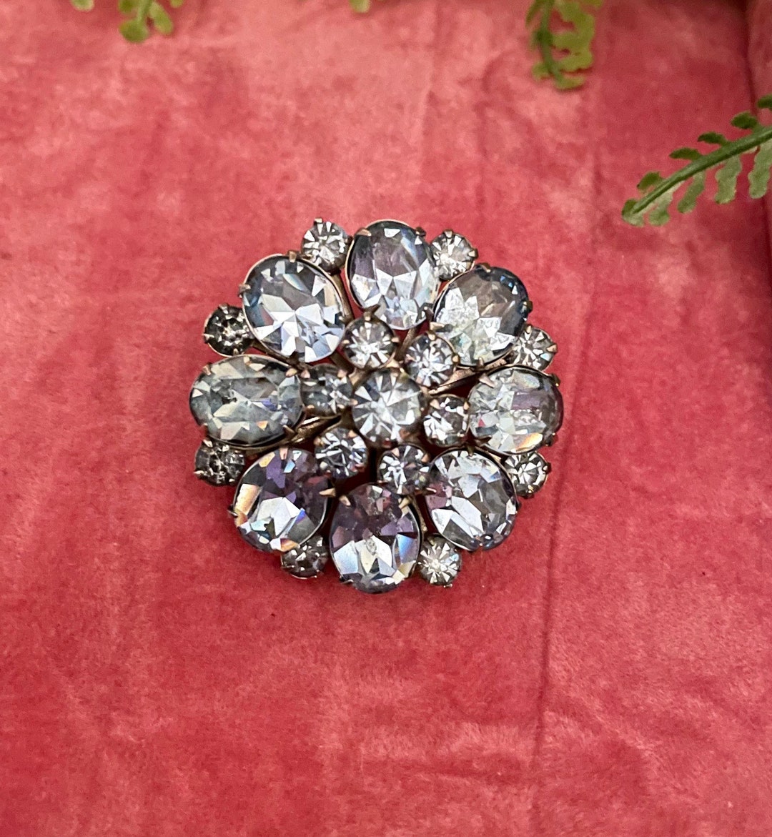 Vintage Austrian Brooch Riveted . Pale Blue - Etsy Sweden