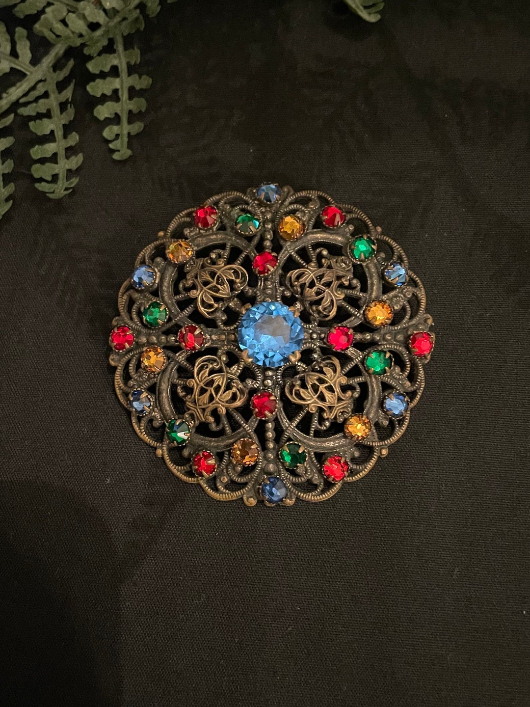 Vintage Czech Brooch - Etsy Sweden