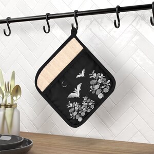 Goth Bat Pot Holder Gothic Aesthetic Pot Holder Goth Kitchen Decor ...