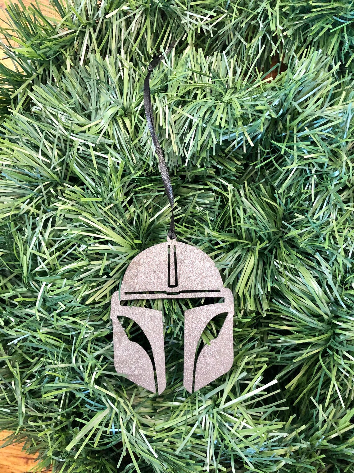 Handmade Set of 'the Mandalorian' Christmas Ornaments (wood) - Etsy