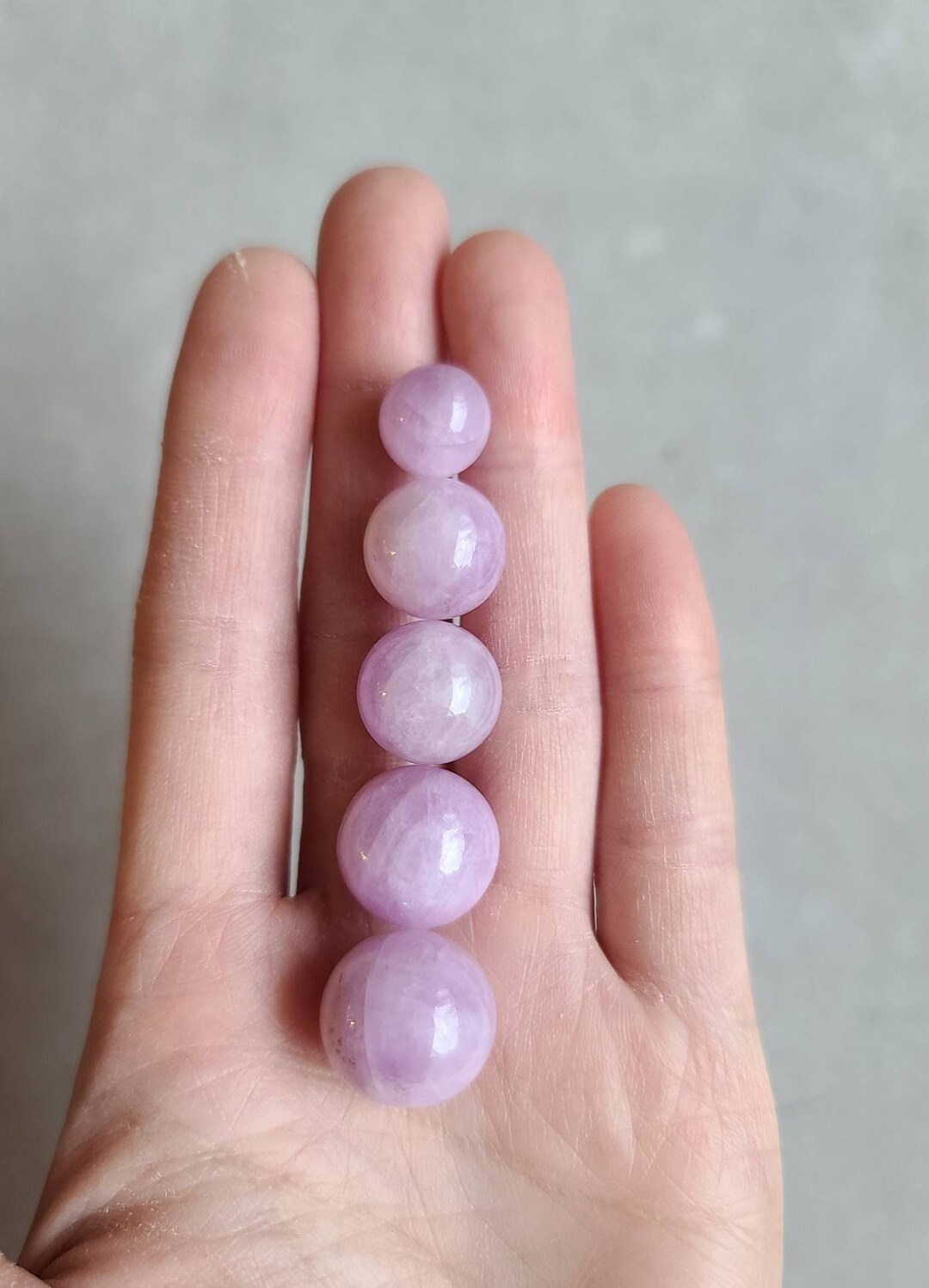 Mini Kunzite Sphere, Lavender Kunzite Pocket Stone, Healing Heart ...