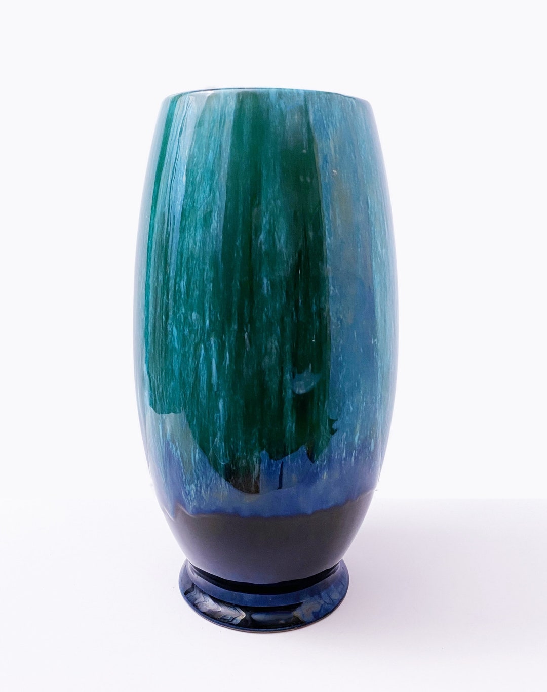 Vintage Blue Mountain Pottery Vase: Green Flow Glaze BMP Collingwood - Etsy