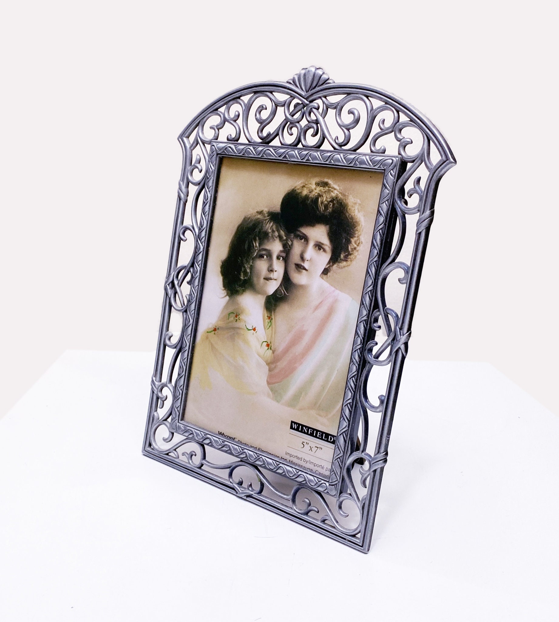 Vintage Ornate Filigree Metal Standing Photo Frame Iron Metal 57 ...
