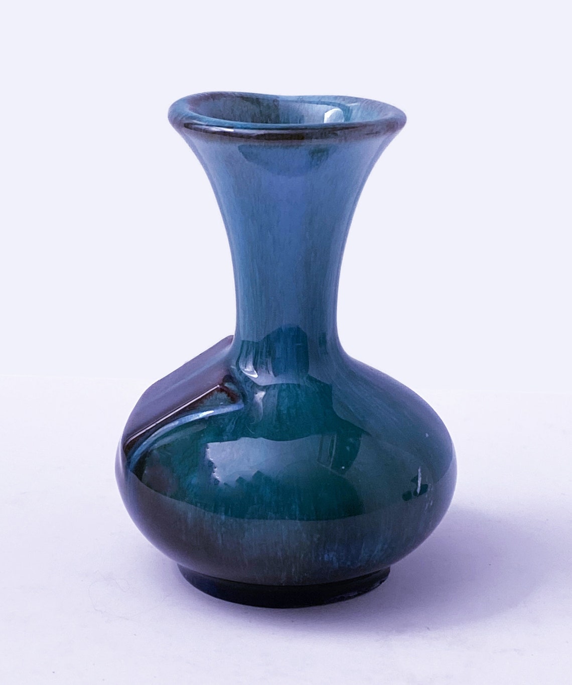 Vintage Blue Mountain Pottery Vases BMP Collingwood Canada Collectible Green Flow Glaze Pottery ...