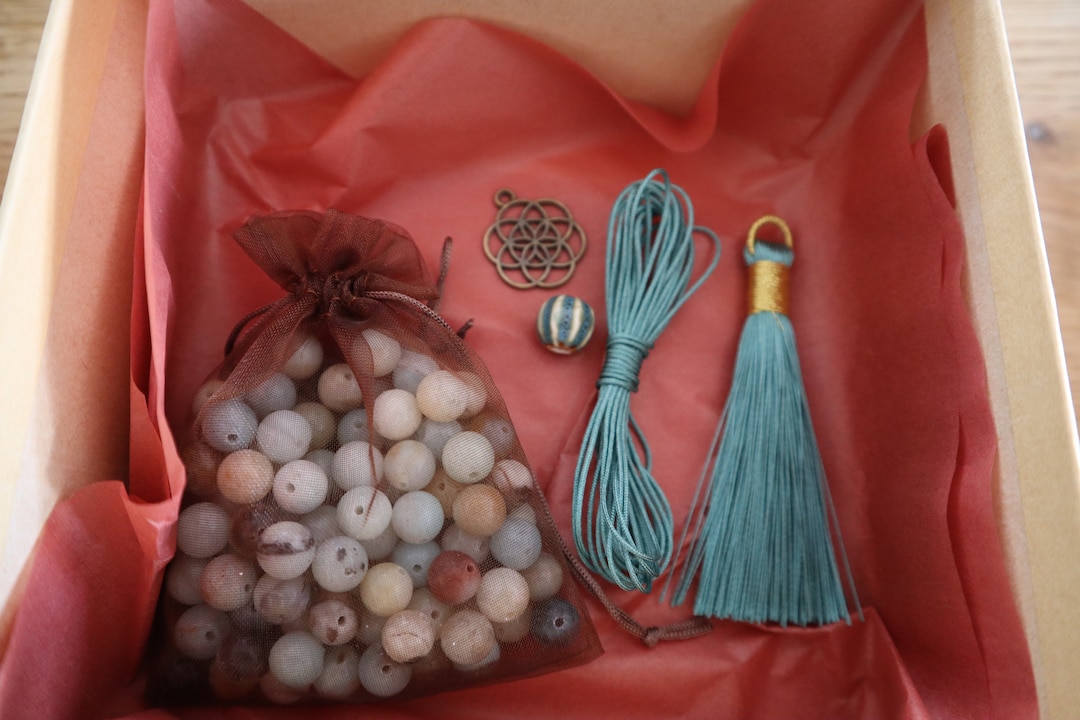 DIY Mala Knotting Kit 108 Beads, Thread, Tassel, Pendant, Box and ...