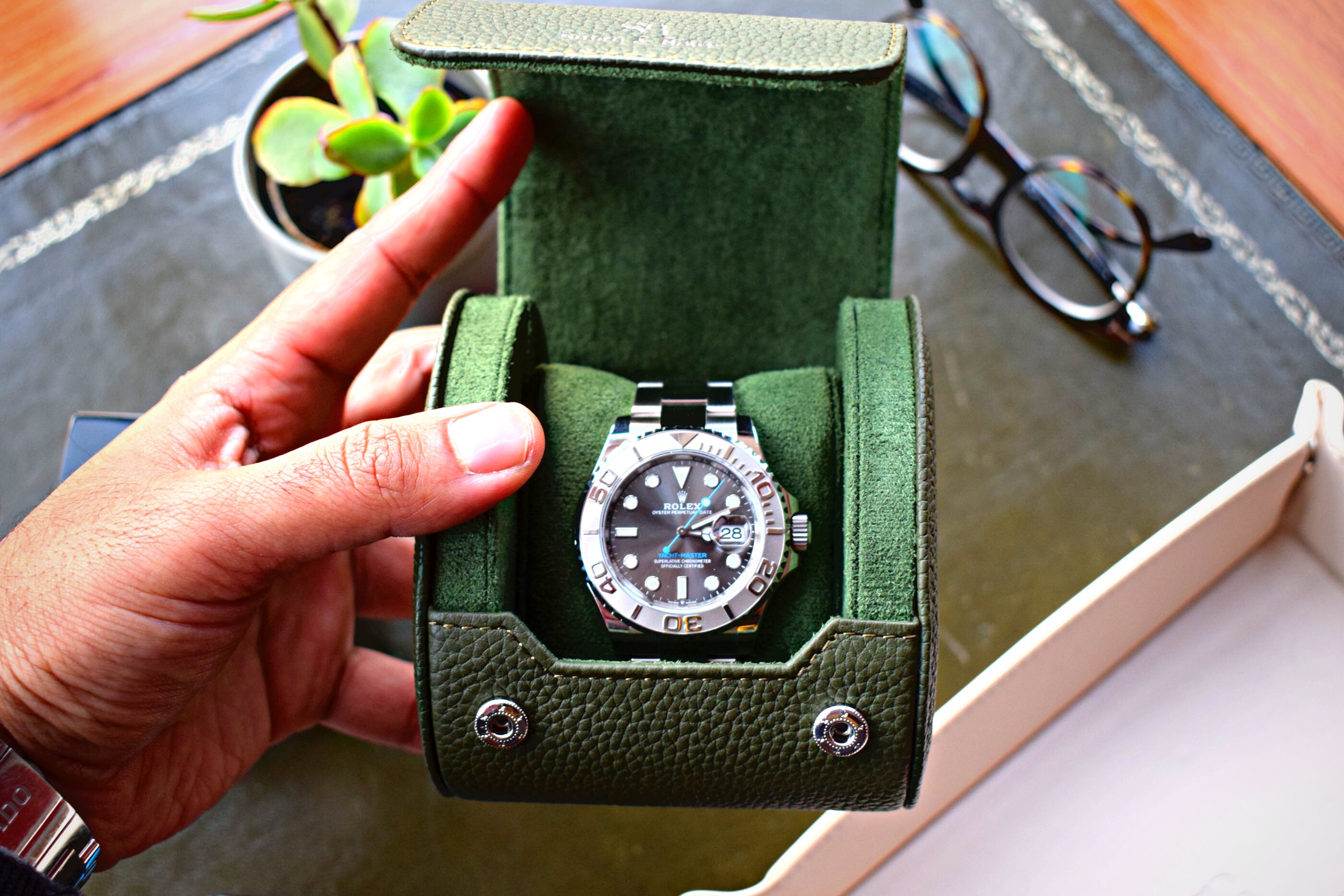 Green Handmade Leather Single Watch Travel Case for Men, Watch Display ...