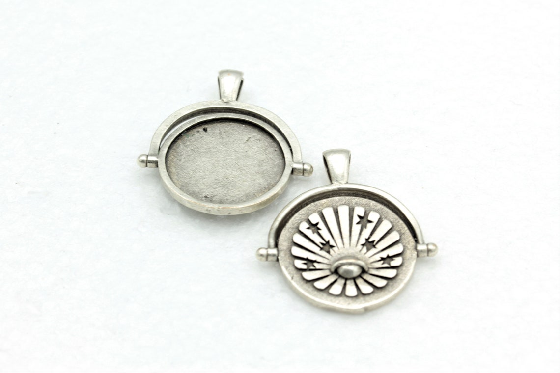 1 Pcs,(27x30mm)antique Silver Plated Medallion Charms,anthem Charms ...