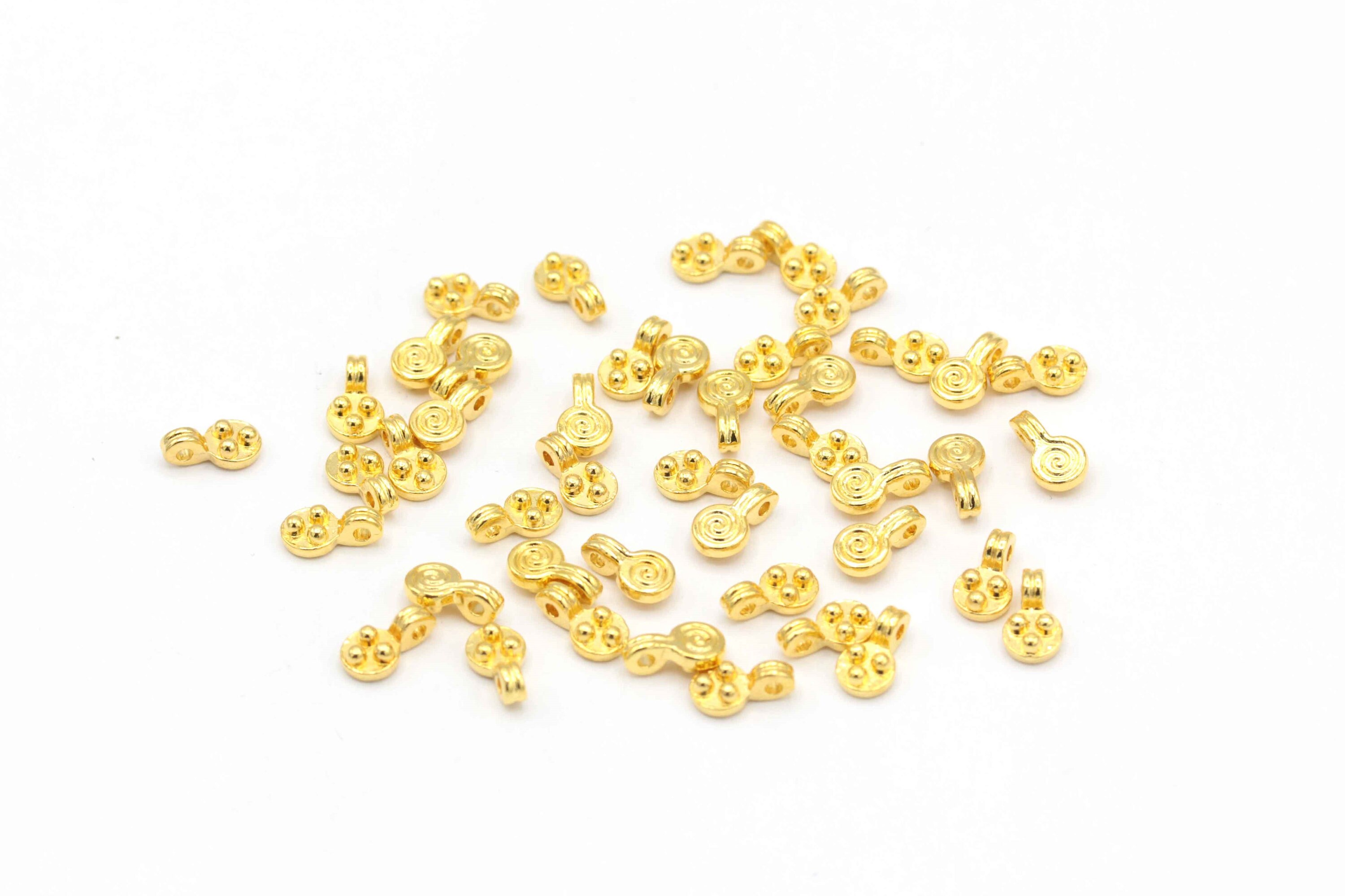 24k oro chapado en forma de caracol cuentas pequeños | Etsy